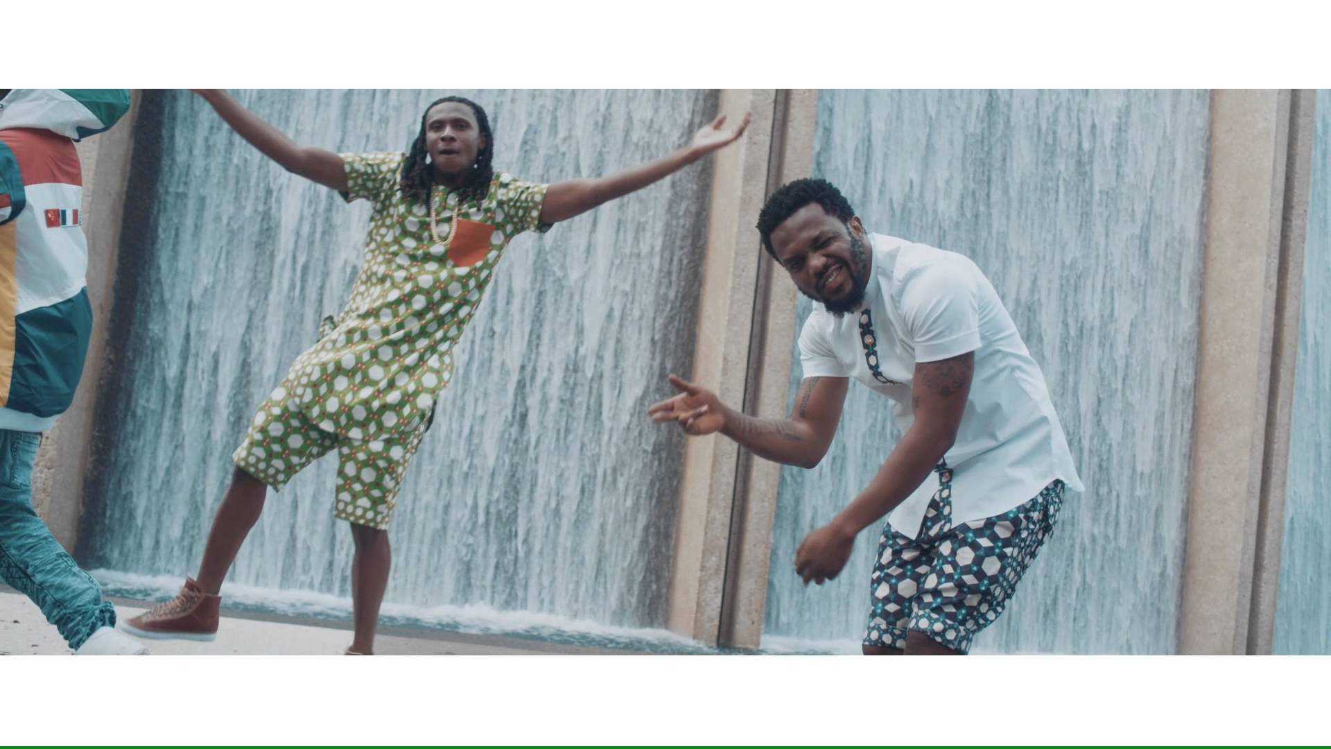 R2Bees ft. DavidO – GBOZA (Audio/Video) | AceWorldTEAM