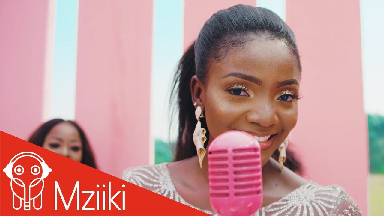 Simi – AYO (Official Video) – AceWorldTEAM